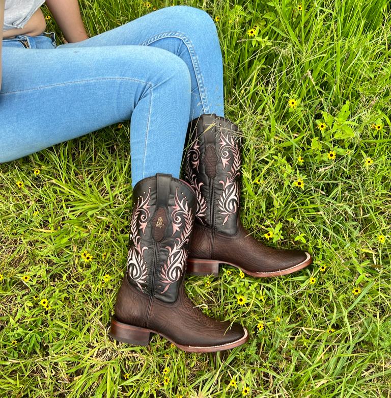 LACER UP – Botas El Malcreado